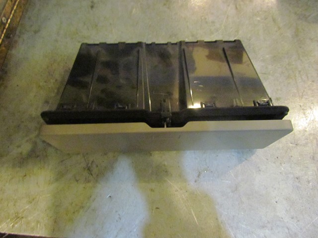 2006 Nissan 350z Rear RH Passenger Storage Cubby-Frost in Avon, MN ...