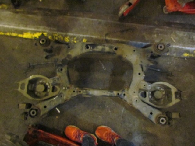 2008 Infiniti G35x Sedan Rear Subframe with Control Arms in Avon, MN ...