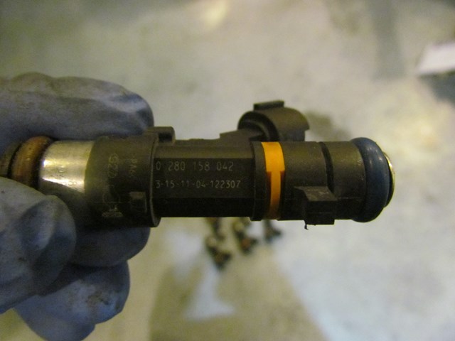 2003 Nissan 350z Fuel Injector Set of 6- 0 280 158 042 in Avon, MN ...