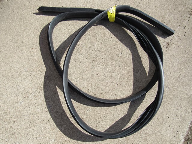 2016 Ford Explorer Sport Door Seal Rubber LH Driver Front in Avon, MN ...