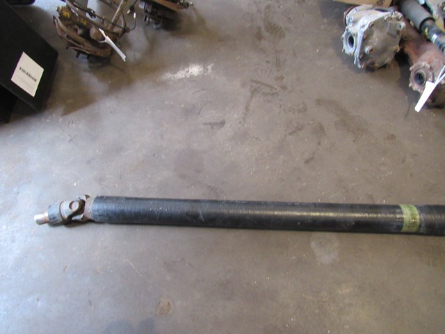 2003 Nissan 350z AT Driveshaft in Avon, MN 56310 PB#315368