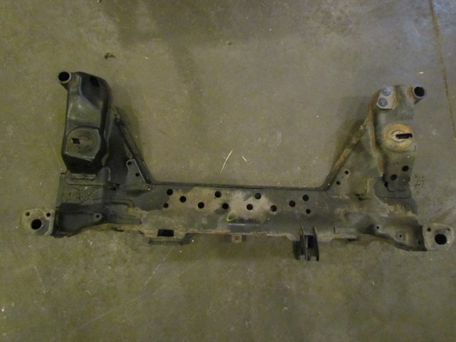 2004 Infiniti G35X AWD Sedan Front Subframe in Avon, MN 56310 PB#34857