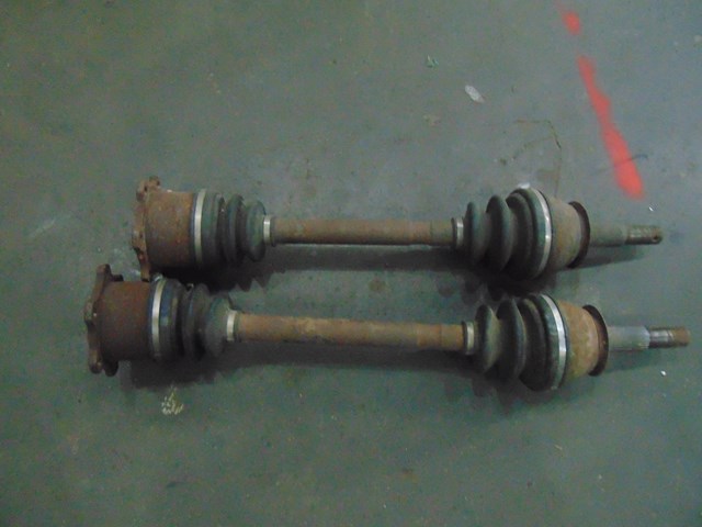 2007 Nissan 350z Rear Axle Set in Avon, MN 56310 PB#354524