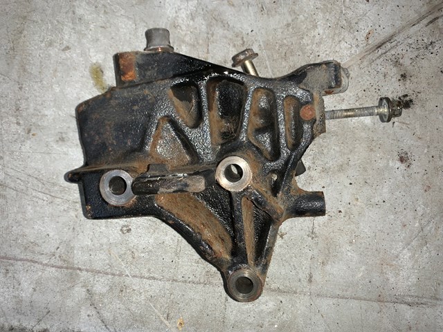 2000 Honda Prelude H22A4 Power Steering Pump Bracket OEM in Avon, MN ...