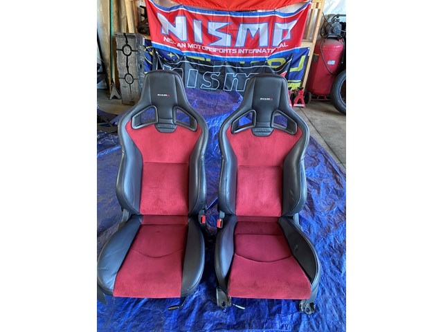 2015 Nissan 370z recaro nismo seats in Oberlin , OH 44074 PB#354226