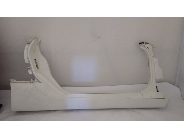 1997-2004 C5 Corvette Passenger RH Rocker Panel OEM Arctic White (10U ...