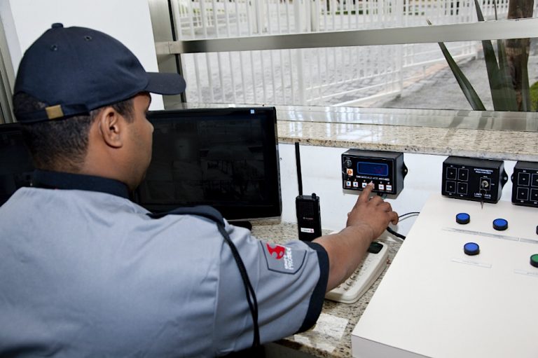 Confira como participar de curso de agente de portaria na Setrab; são ...