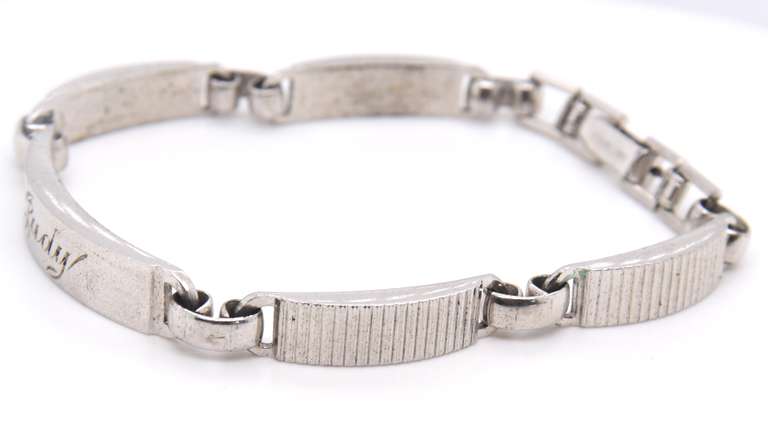 Vintage 925 Sterling Silver Engraved Bracelet - U.S. Auction Brokers