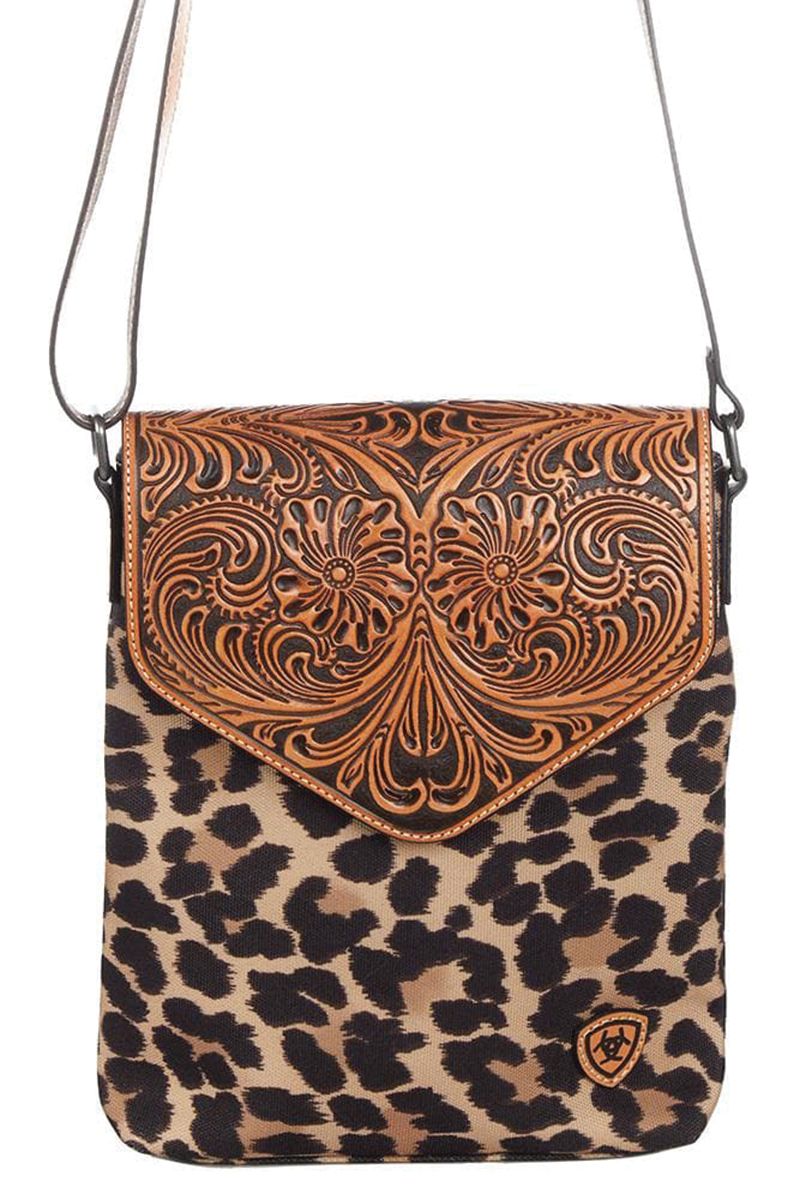 Must-Have Western Bags - Western Life Today
