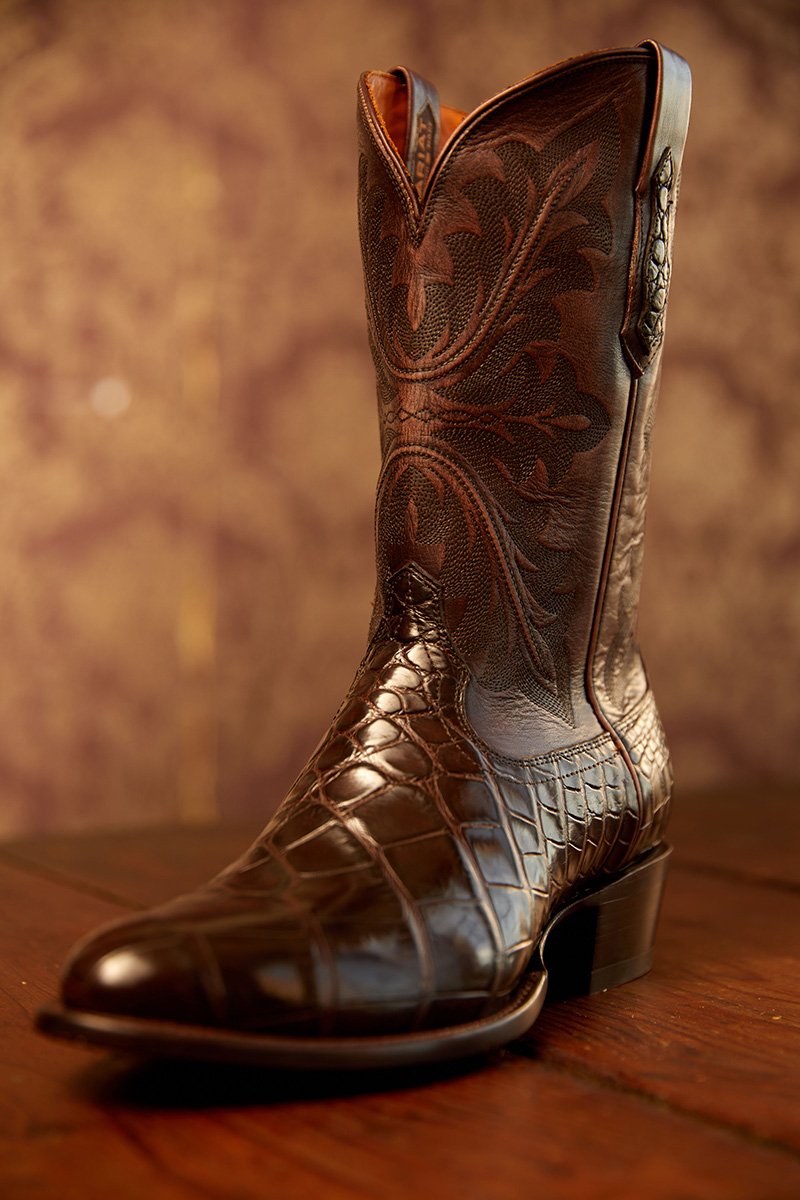 Must-Have Western Apparel - Western Life Today