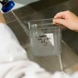 Item Date Use By Food Rotation Label 2X3 IN White Rectangle Dissolvable ...