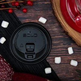 Solo® Travelock™ Lid Dome 3.7X0.9 IN PS Black For 10-24 OZ Cup ...