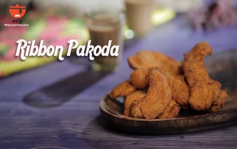 Ribbon Pakoda Recipe : IFN