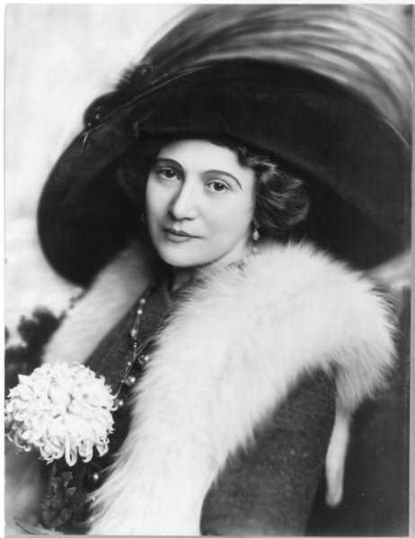 Best Dressed Yiddish Women Cultural Figures | In geveb
