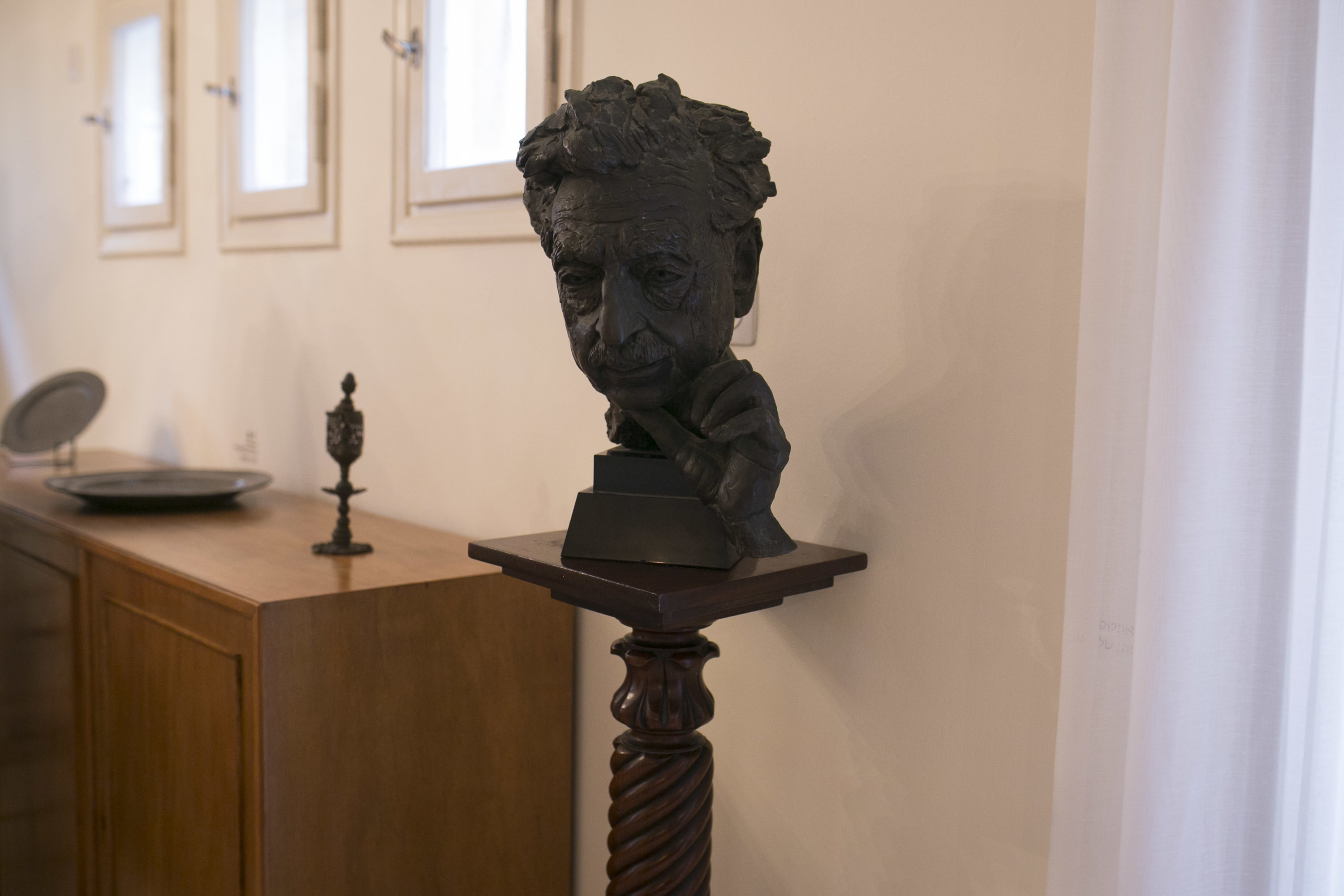 Asch Remembered: Sholem Asch Hoyz in Bat Yam | In geveb