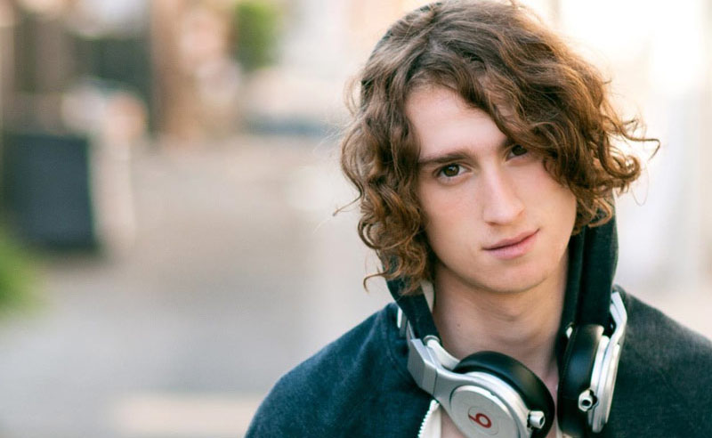 David Hiller – Artists