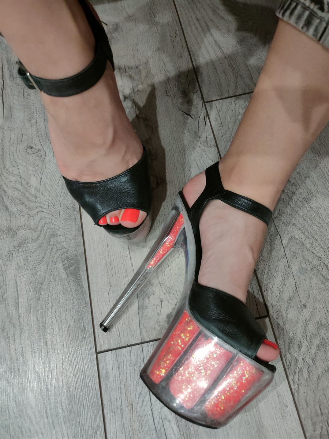 adorable_allice | Free Live HD Feet Sessions