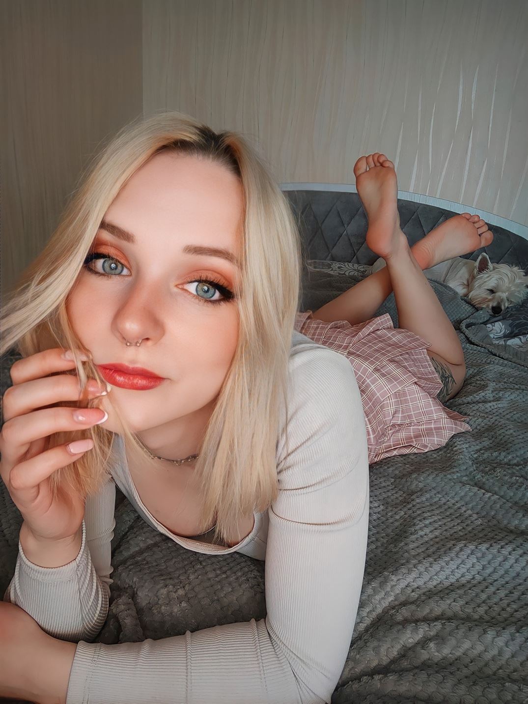 adorable_allice | Free Live HD Feet Sessions