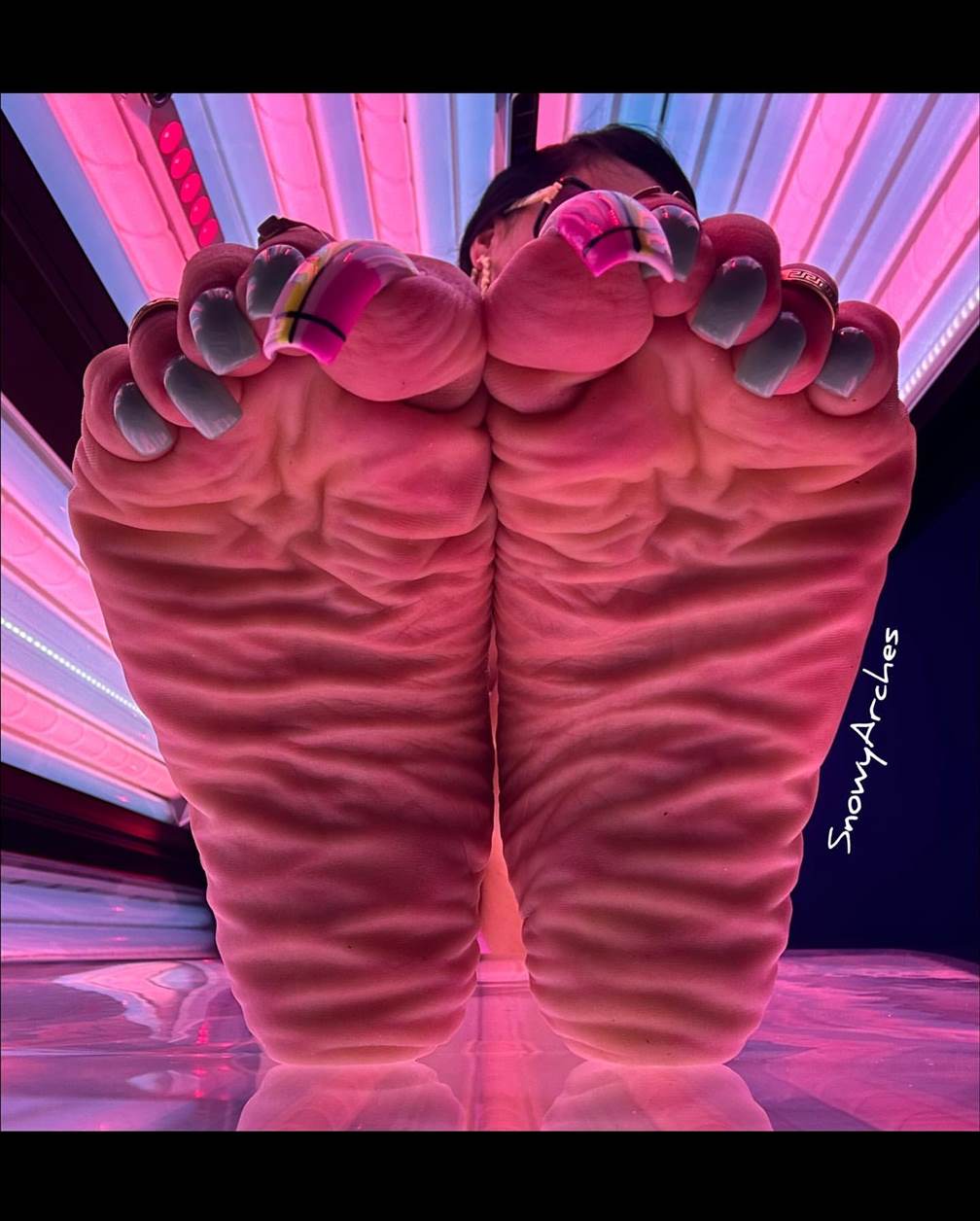 snowyarches | Free Live HD Feet Sessions