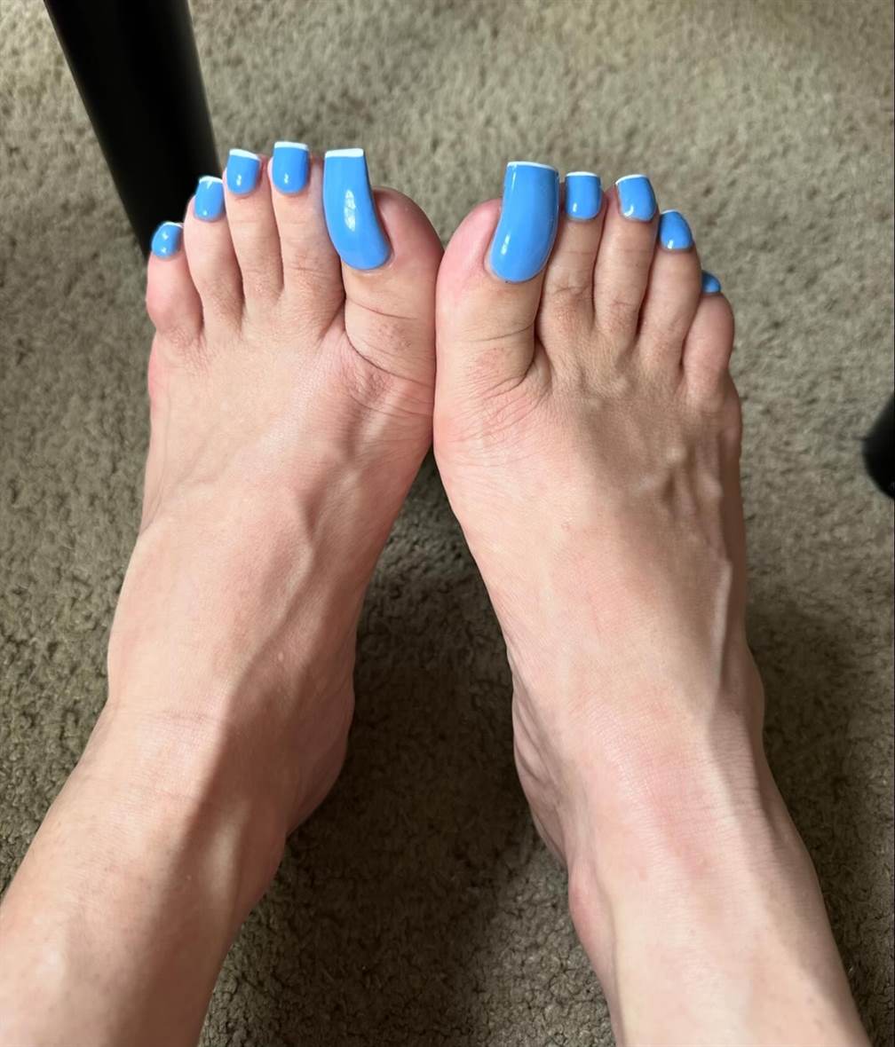 snowyarches | Free Live HD Feet Sessions