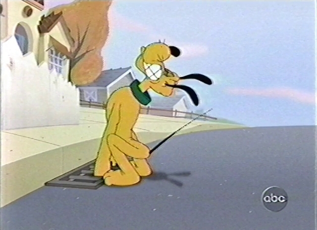 Pluto Gets the Paper : Vending Machine (1999) - The Internet Animation ...