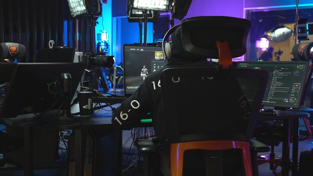 NadeKing in Da House