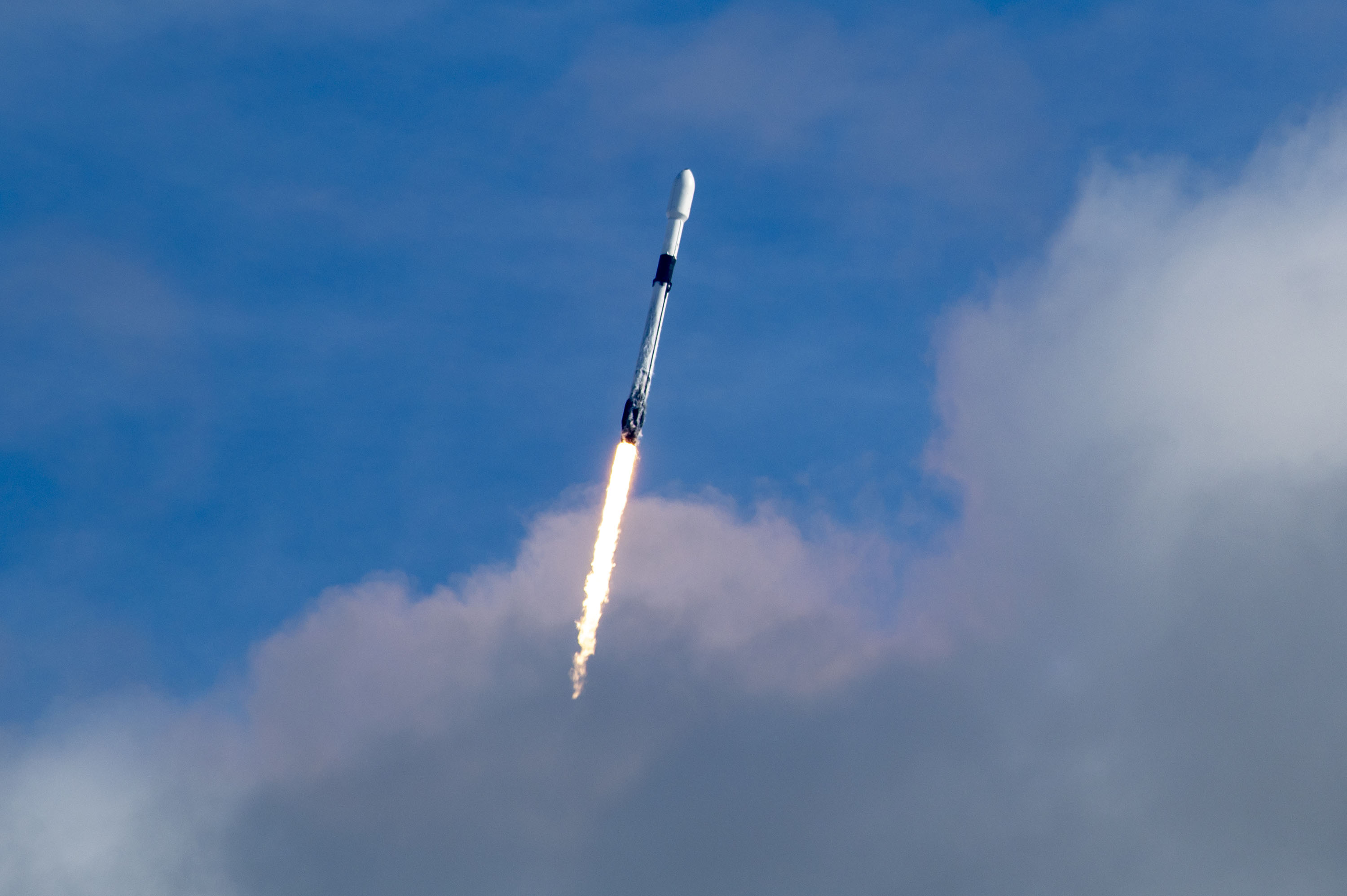 D-Orbit lancia nello spazio il nuovo ION Satellite Carrier a bordo di ...