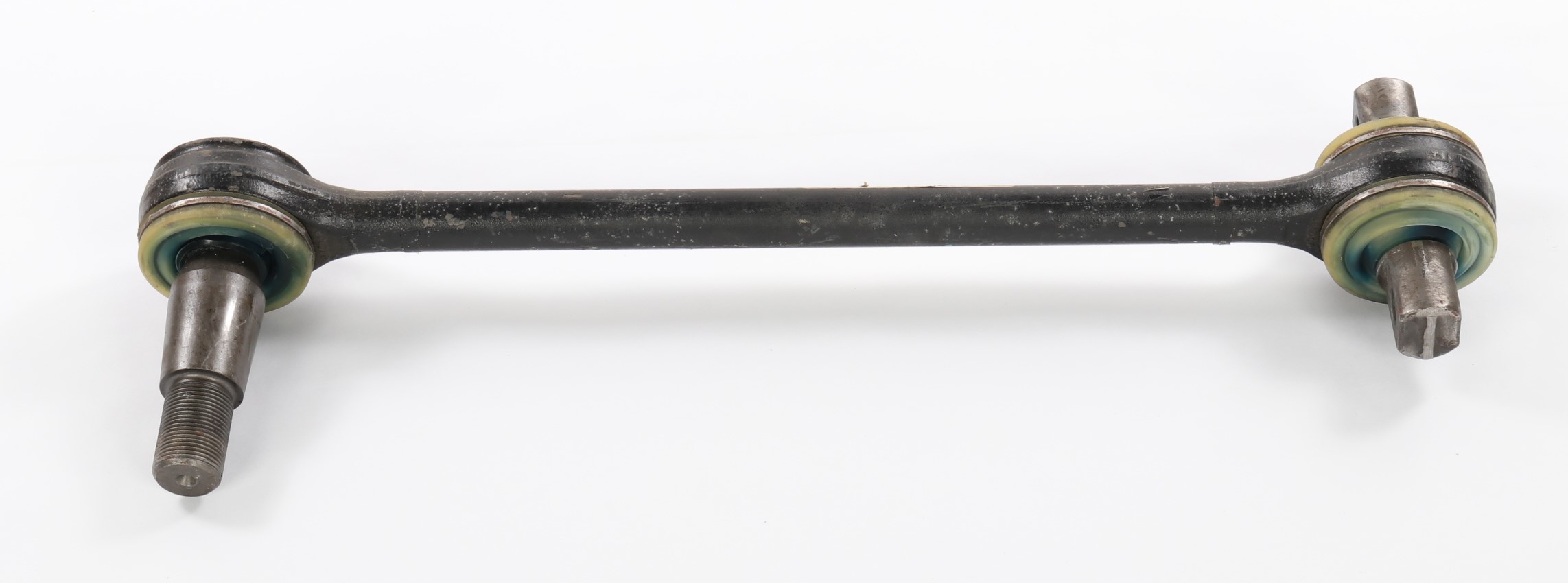 17QF464P220 from MACK - TORQUE ROD