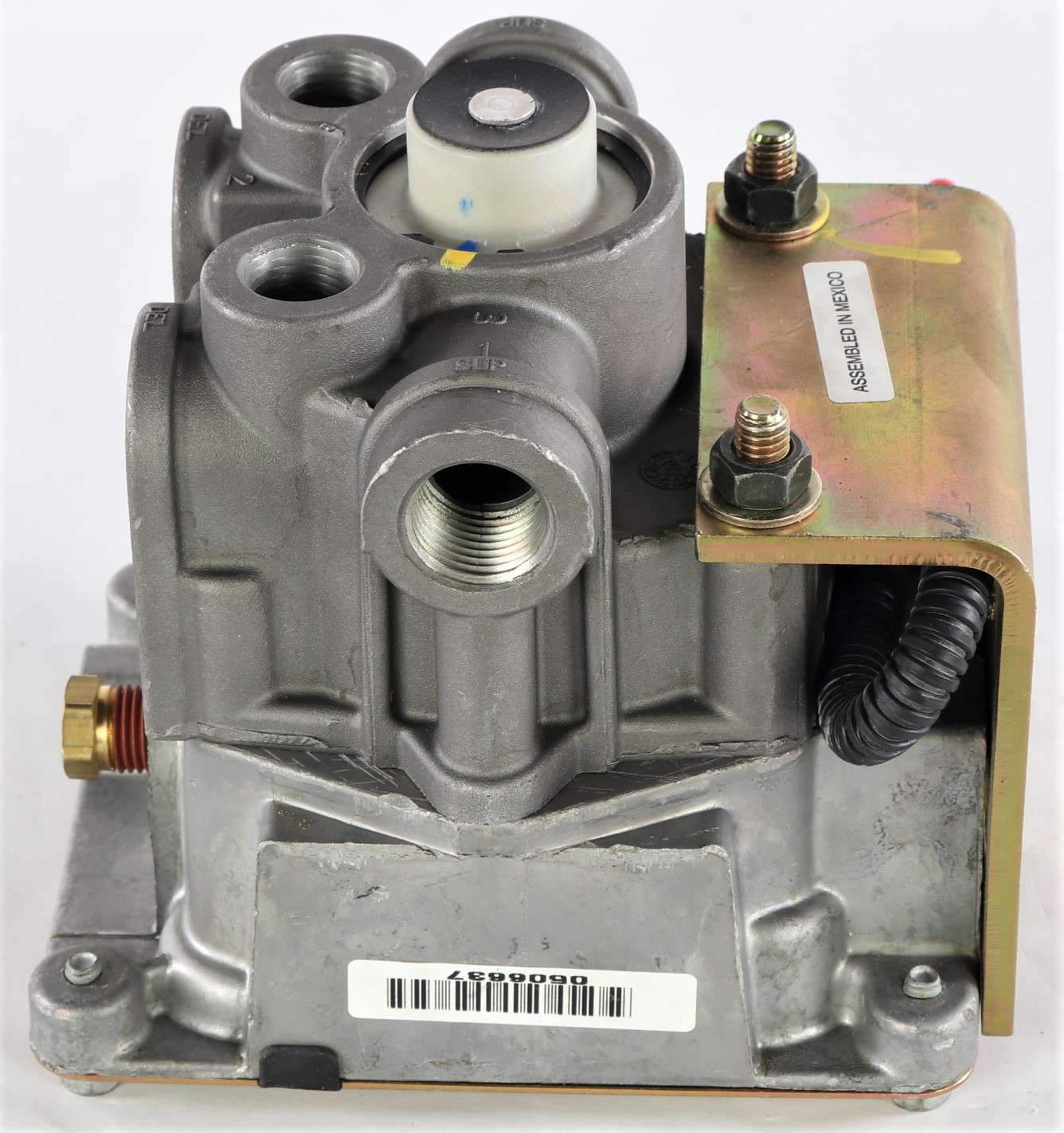 65663 from BENDIX - ANTILOCK TRACTION RELAY VALVE