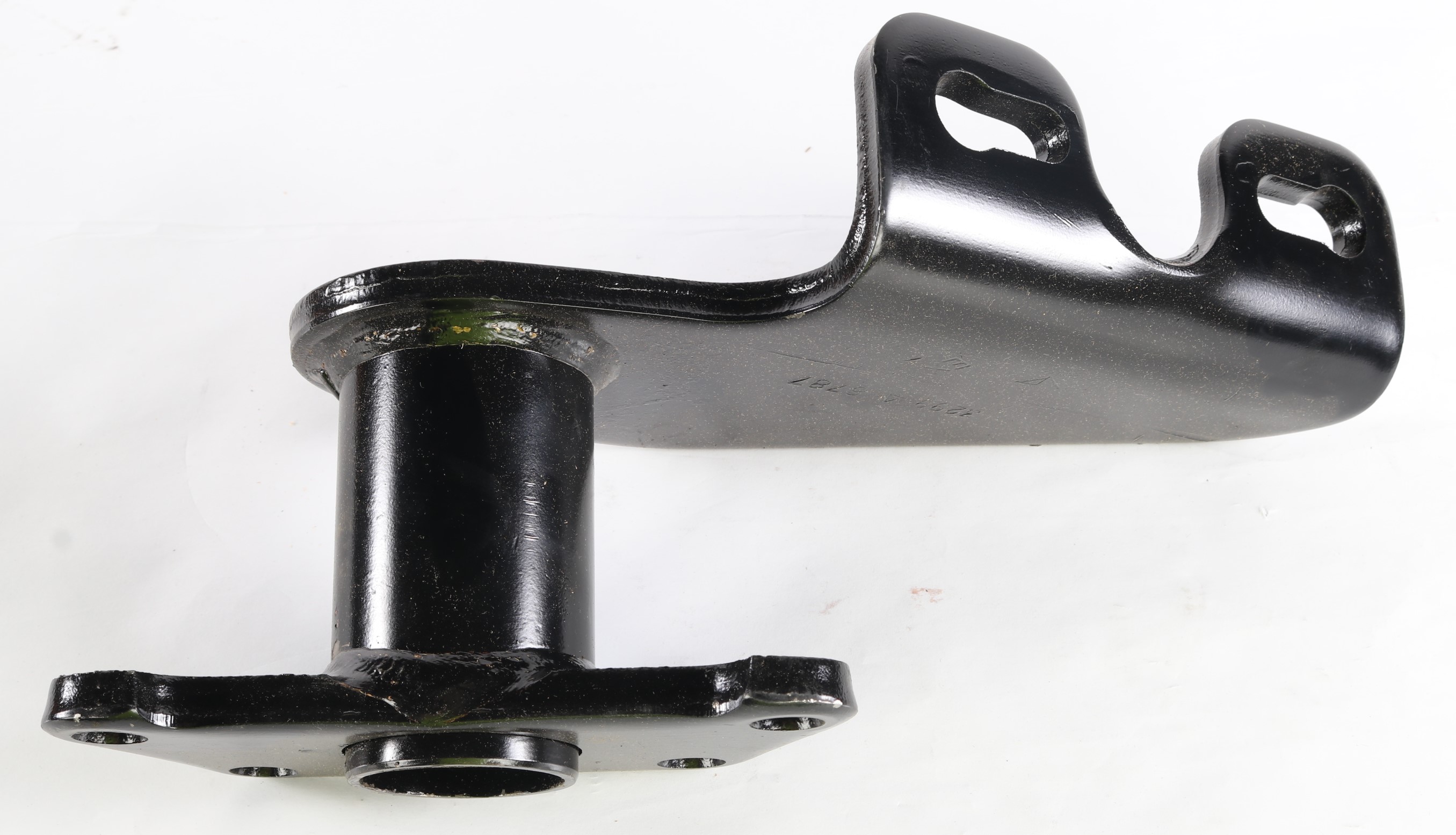 A123299A6787 from MERITOR - 324 DEGREES AIR BRAKE CHAMBER BRACKET KIT8033