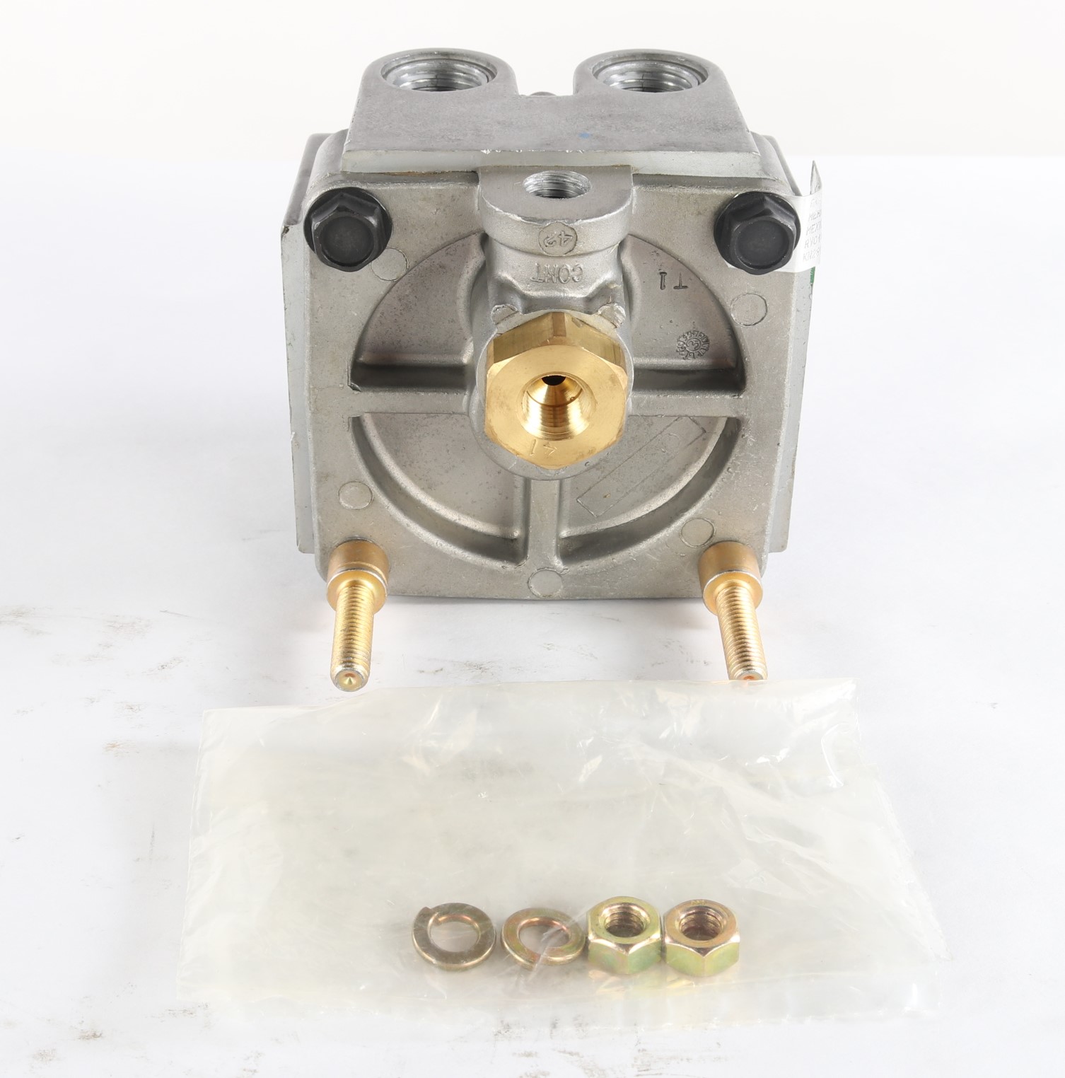 RKN28055 from MERITOR - RELAY VALVE