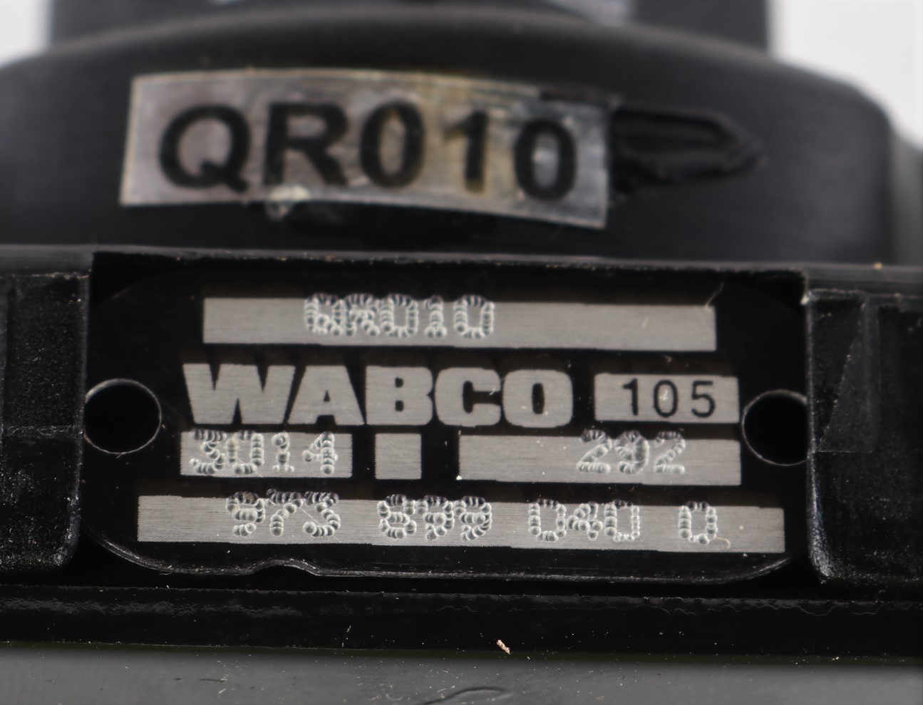 RKN32011 from MERITOR - QUICK RELEASE VALVE