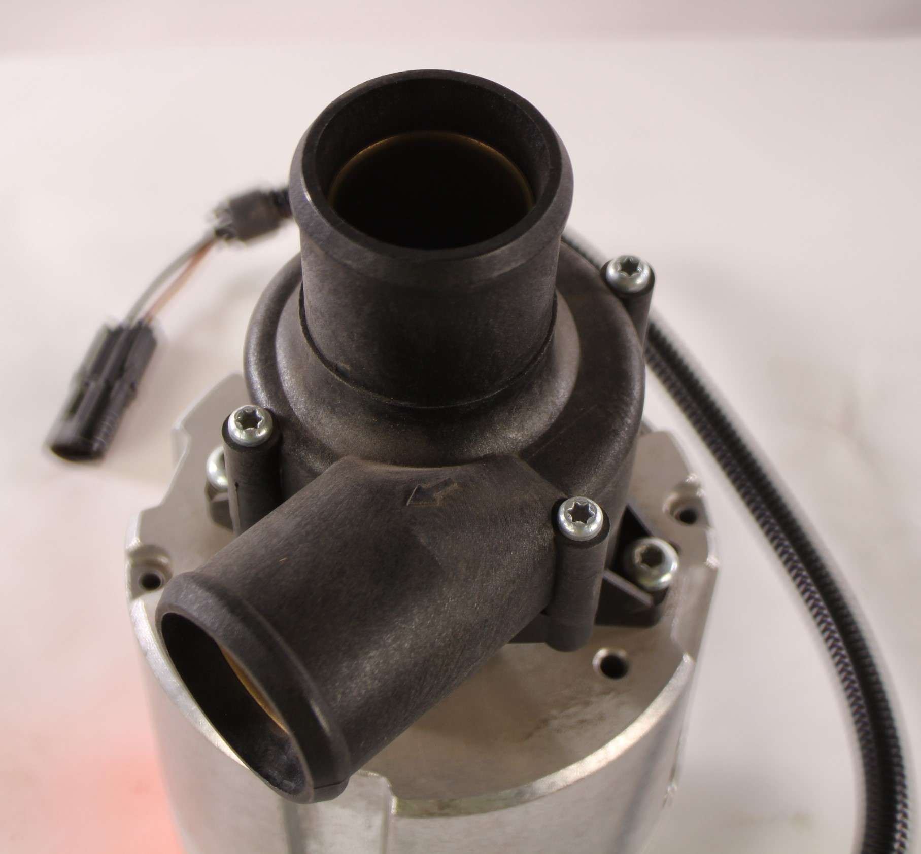 U4851 from WEBASTO - 24V CIRCULATING PUMP
