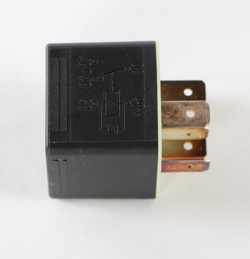 VF4-15H11-S05 from JOHNSON CONTROLS - RELAY 24V