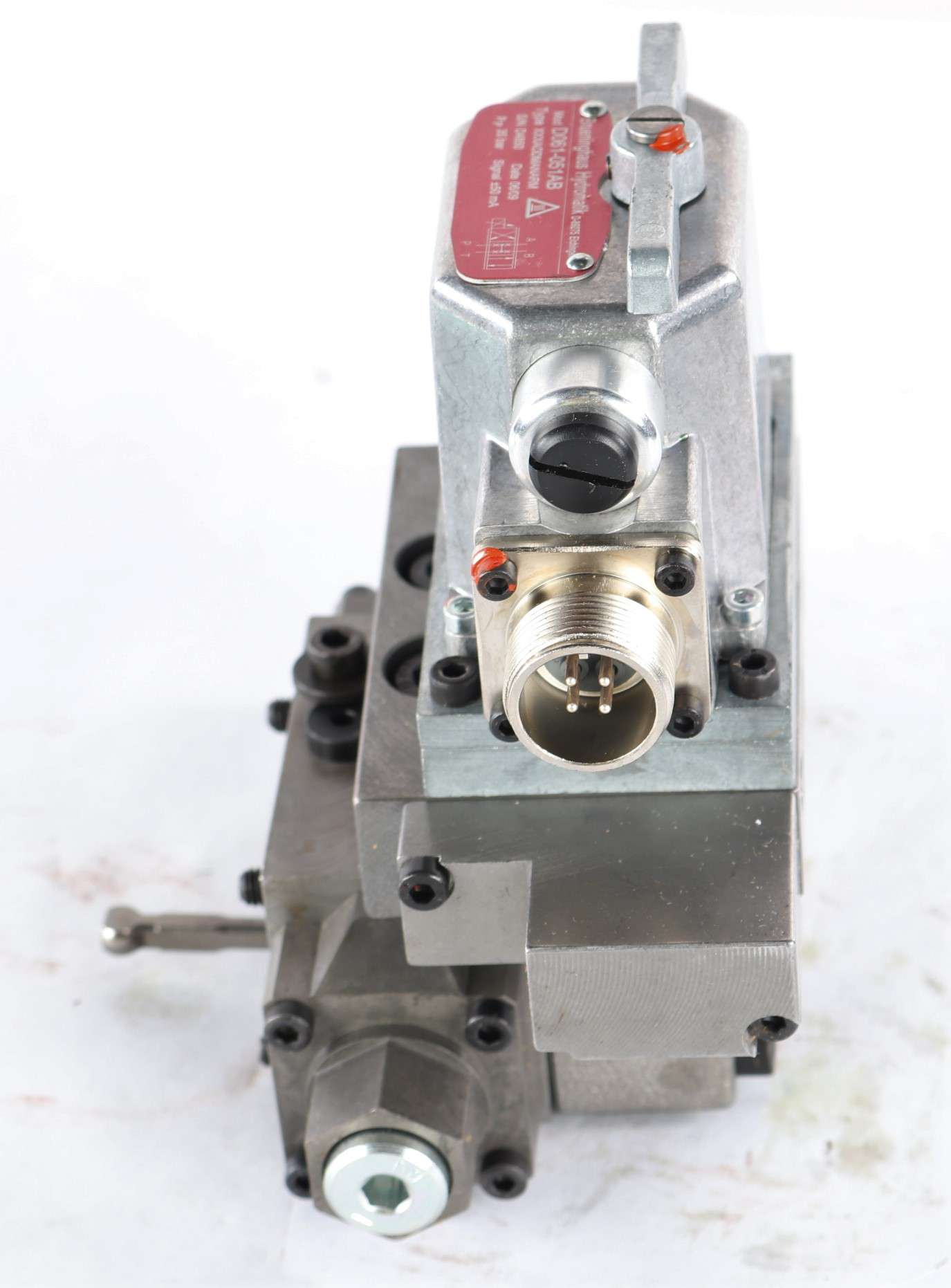 D061-051AB from REXROTH - SERVO VALVE