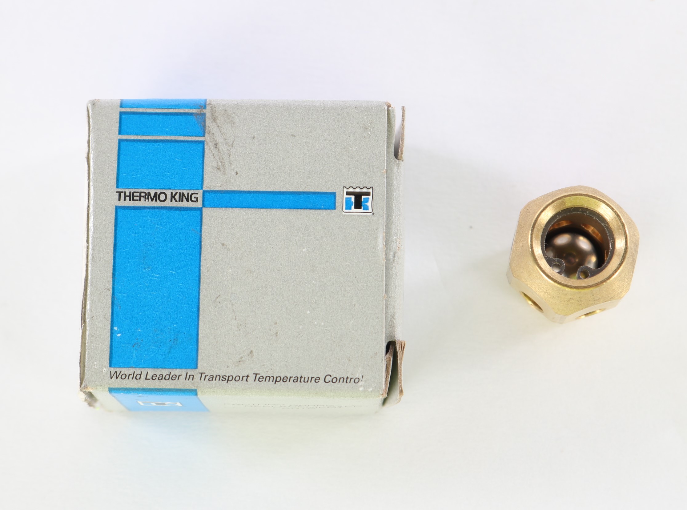 22-653 from THERMO KING - VALVE ASSEMBLY