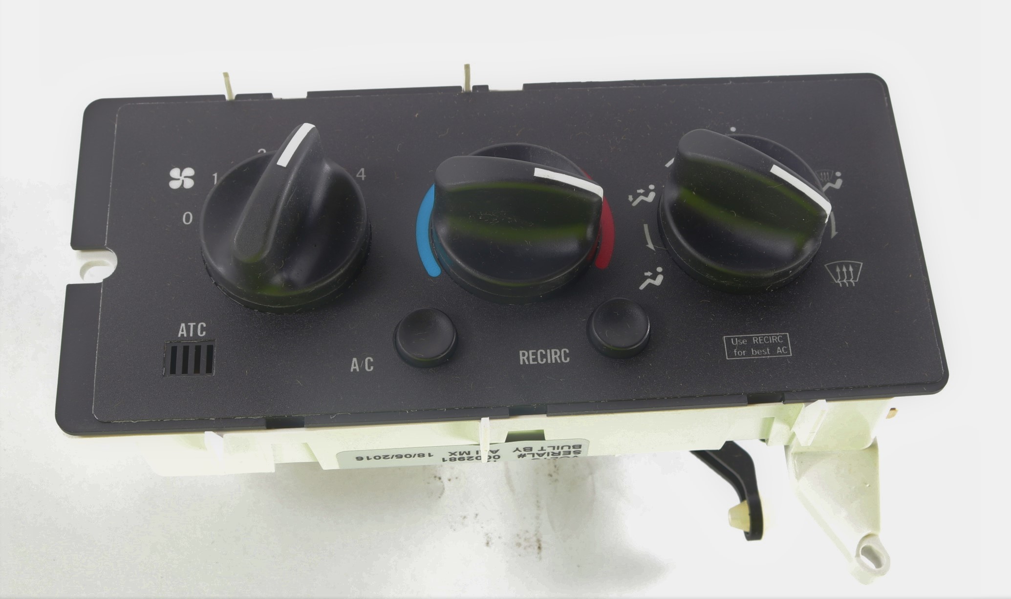 1000149538 from BERGSTROM MFG - COOLER/HEATER CONTROLLER UNIT