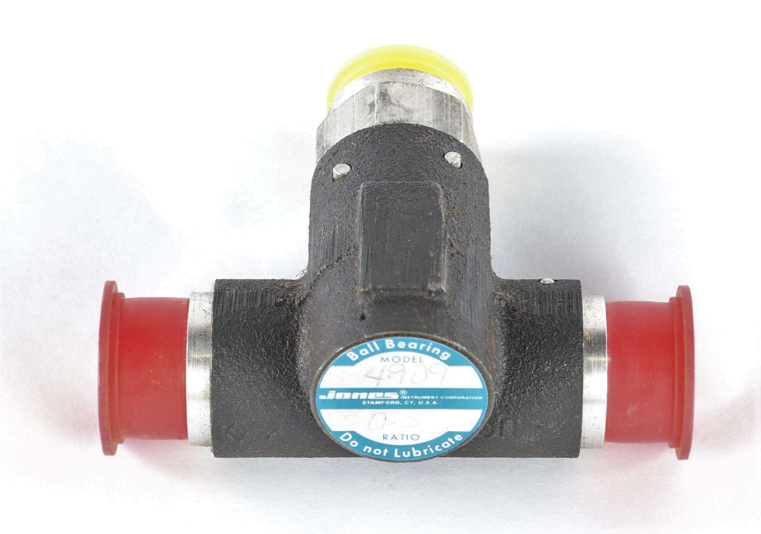 4909 from GILMORE GLOBAL - JONES INSTRUMENT CORP. - TACHOMETER