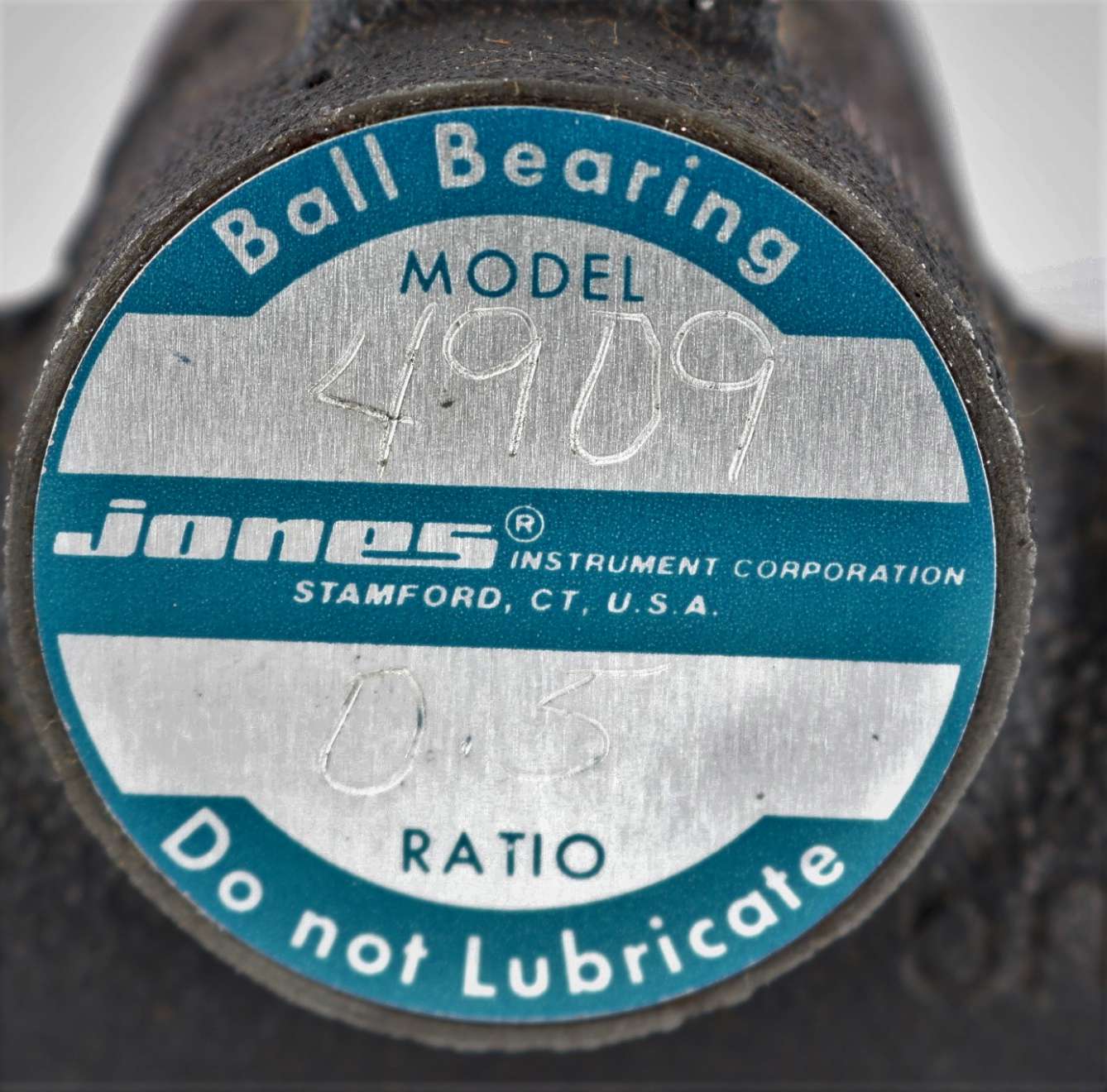 4909 from GILMORE GLOBAL - JONES INSTRUMENT CORP. - TACHOMETER