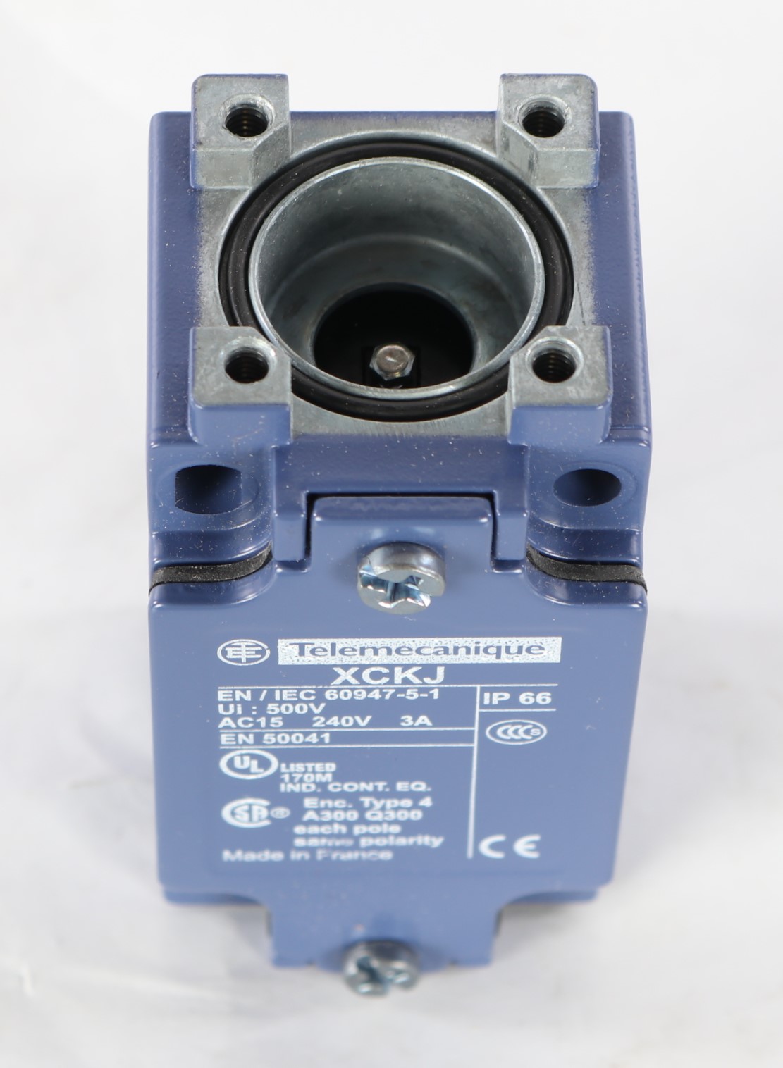 ZCKJ4 from SCHNEIDER ELECTRIC - TELEMECANIQUE - LIMIT SWITCH BODY ...