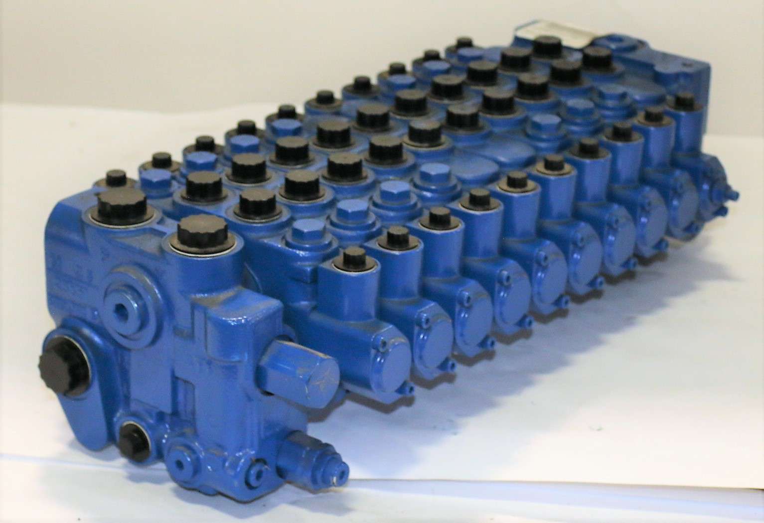 150601080005 from SANY - MAIN HYDRAULIC CONTROL VALVE