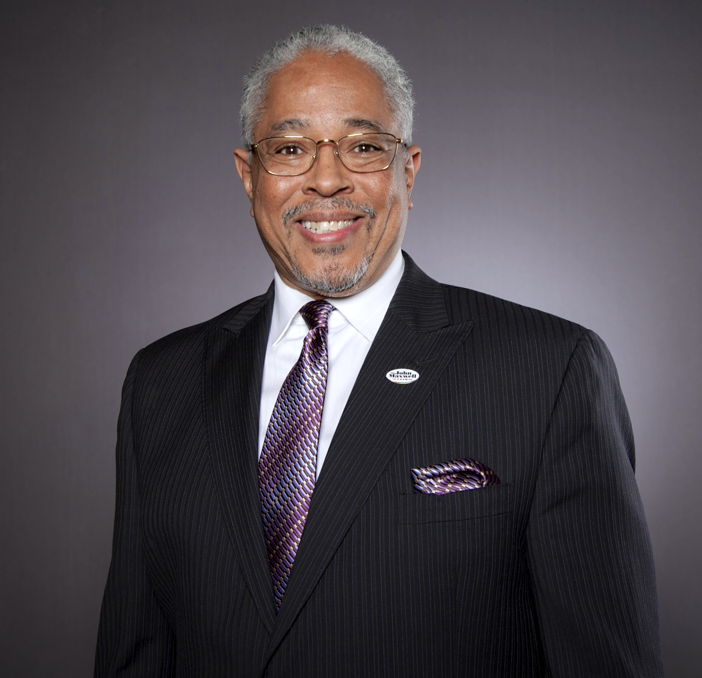 Ronnie Cunningham - Executive Director of Maxwell Leadership Certified Team