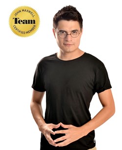 Richard Hurtado Alatrista - Miembro acreditado del equipo de John Maxwell