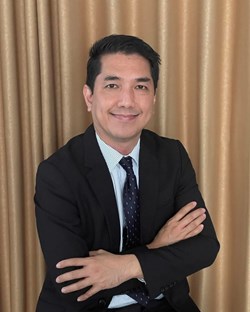 Julius Cruz - Maxwell Leadership Certified Team Member