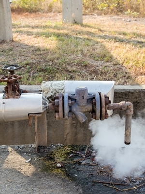 Man blames scalding injuries on steam-pipe manufacturers | West ...