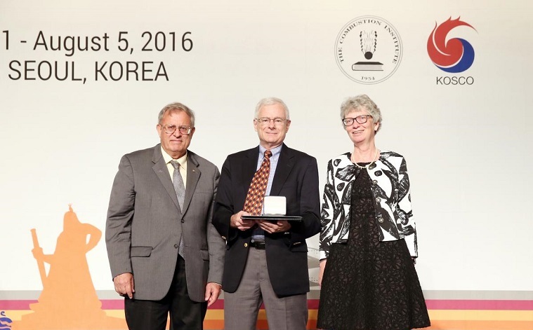 Mines professor earns Gold Medal from Combustion Institute | Higher ...