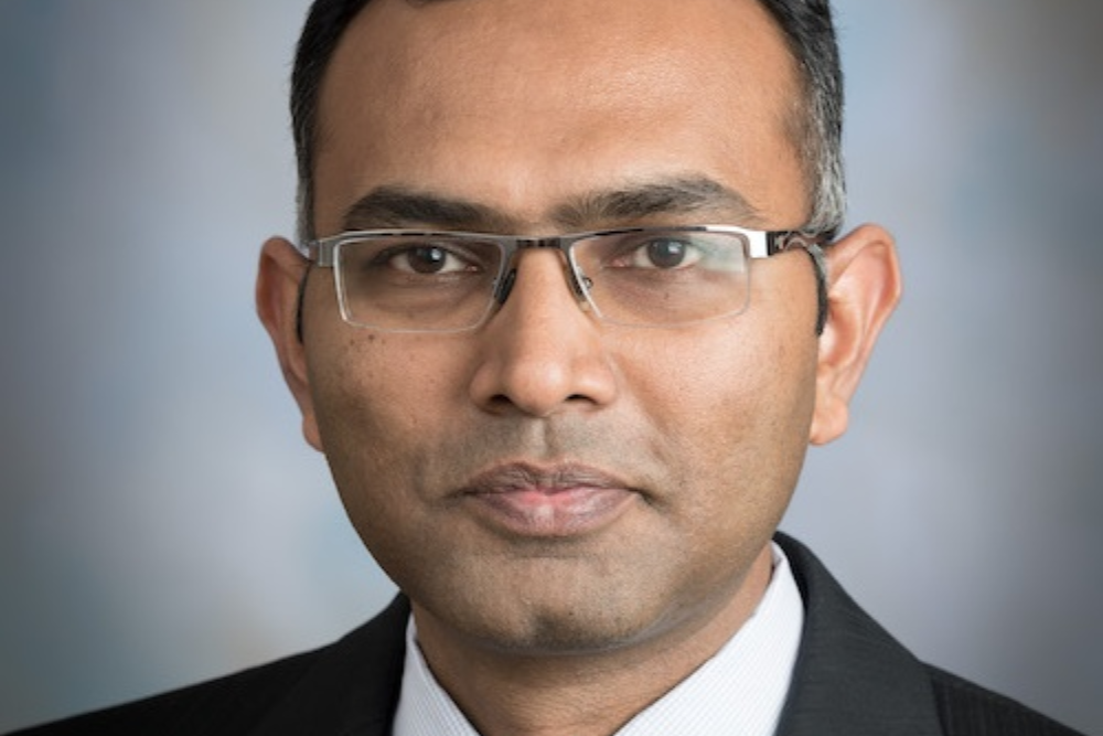 Study Opens Door to New Class of Slippery, Water-Loving Surfaces ...