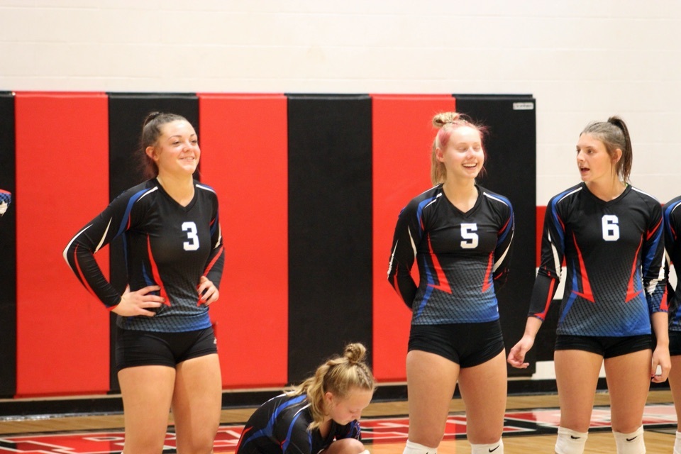 AVCA recognizes three Highland volleyball players | Mount Vernon News