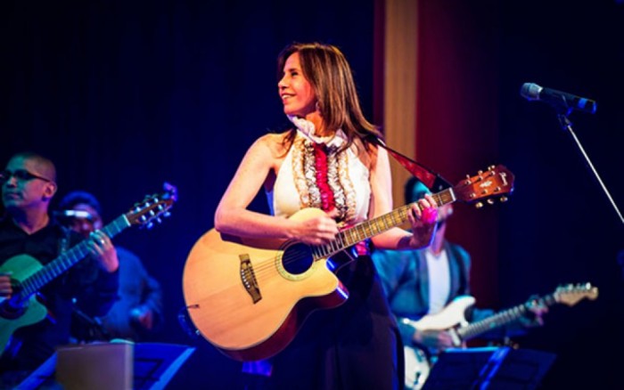 Julie Freundt en concierto | Joinnus