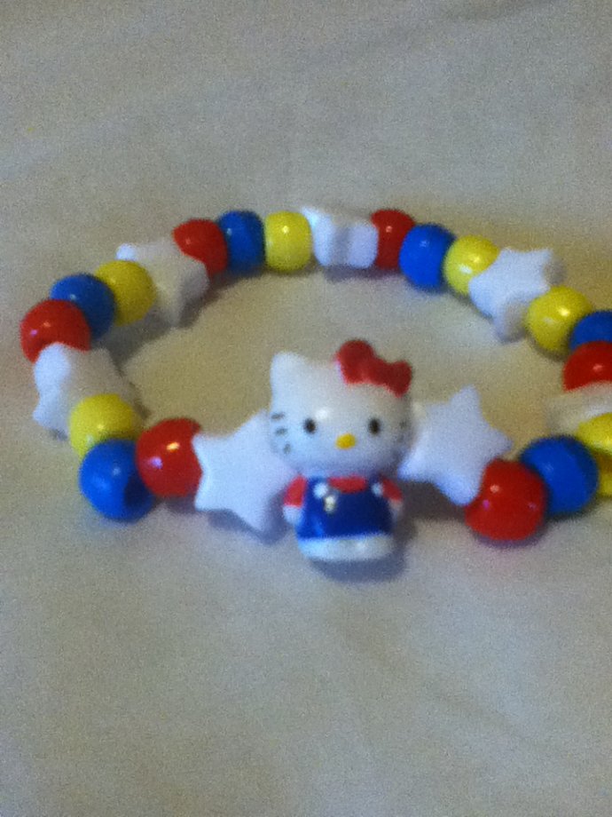 HELLO KITTY !!!! by KayBeeKandi - Kandi Photos on Kandi Patterns